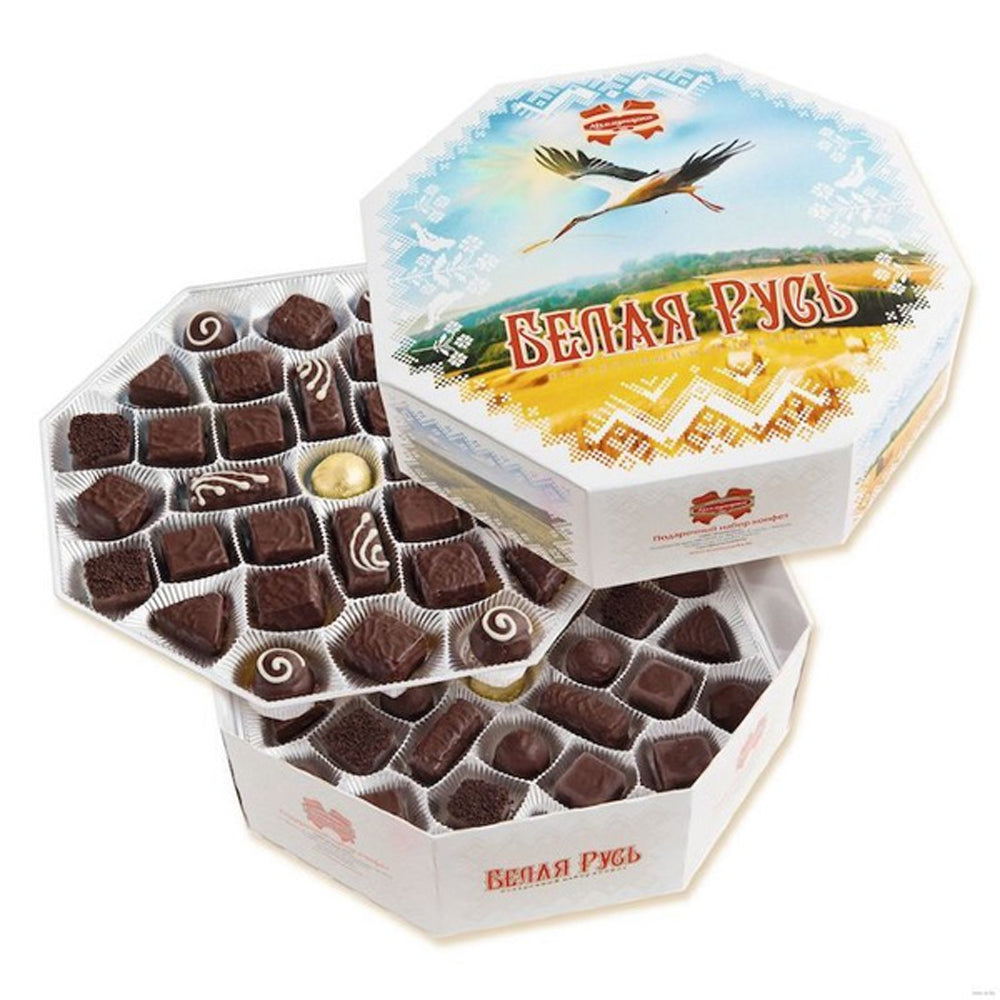 Gift Set Chocolates "Belaya Rus", Kommunarka, 635g/ 22.4 oz – RussianFoodS